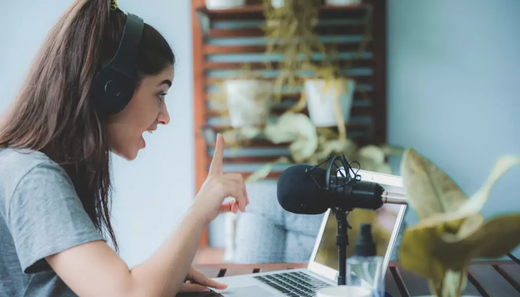 What Makes a Good Streamer? Here’s The Guide - Eklipse.gg Blog