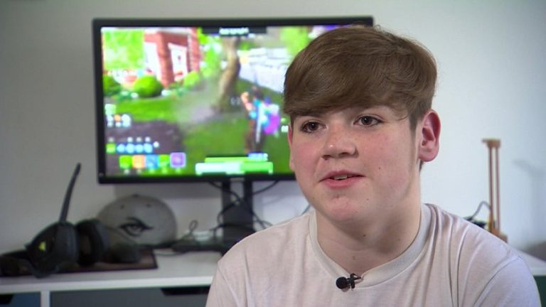 How old is Mongraal? Net Worth, Age, Relationship, Career in 2024