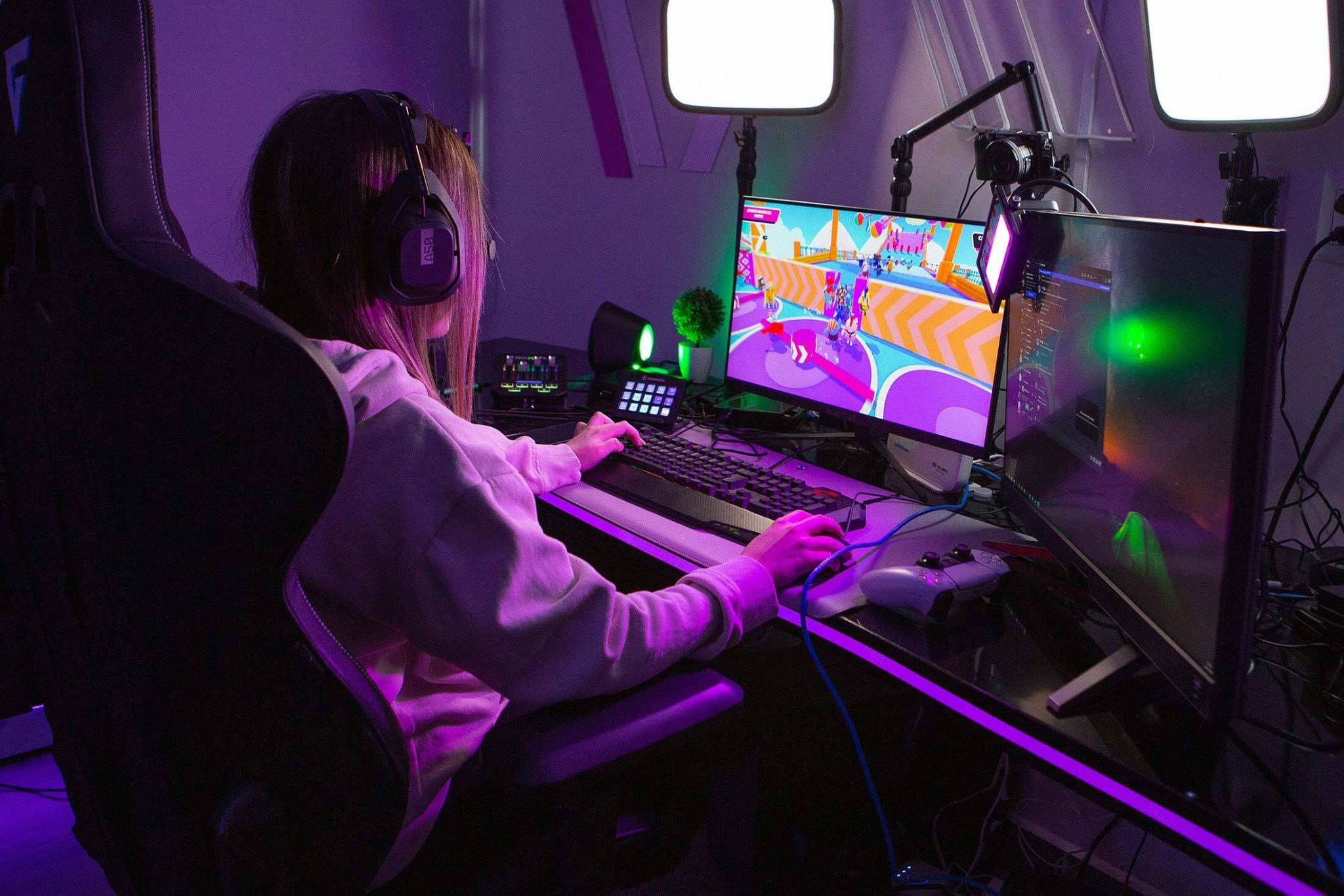 How Old Do You Have to Be to Start Streaming on Twitch in 2024 ...