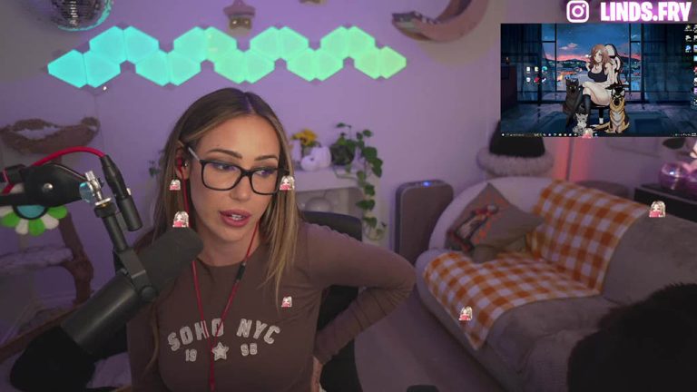5+ Best Female COD Streamers to Watch in 2024