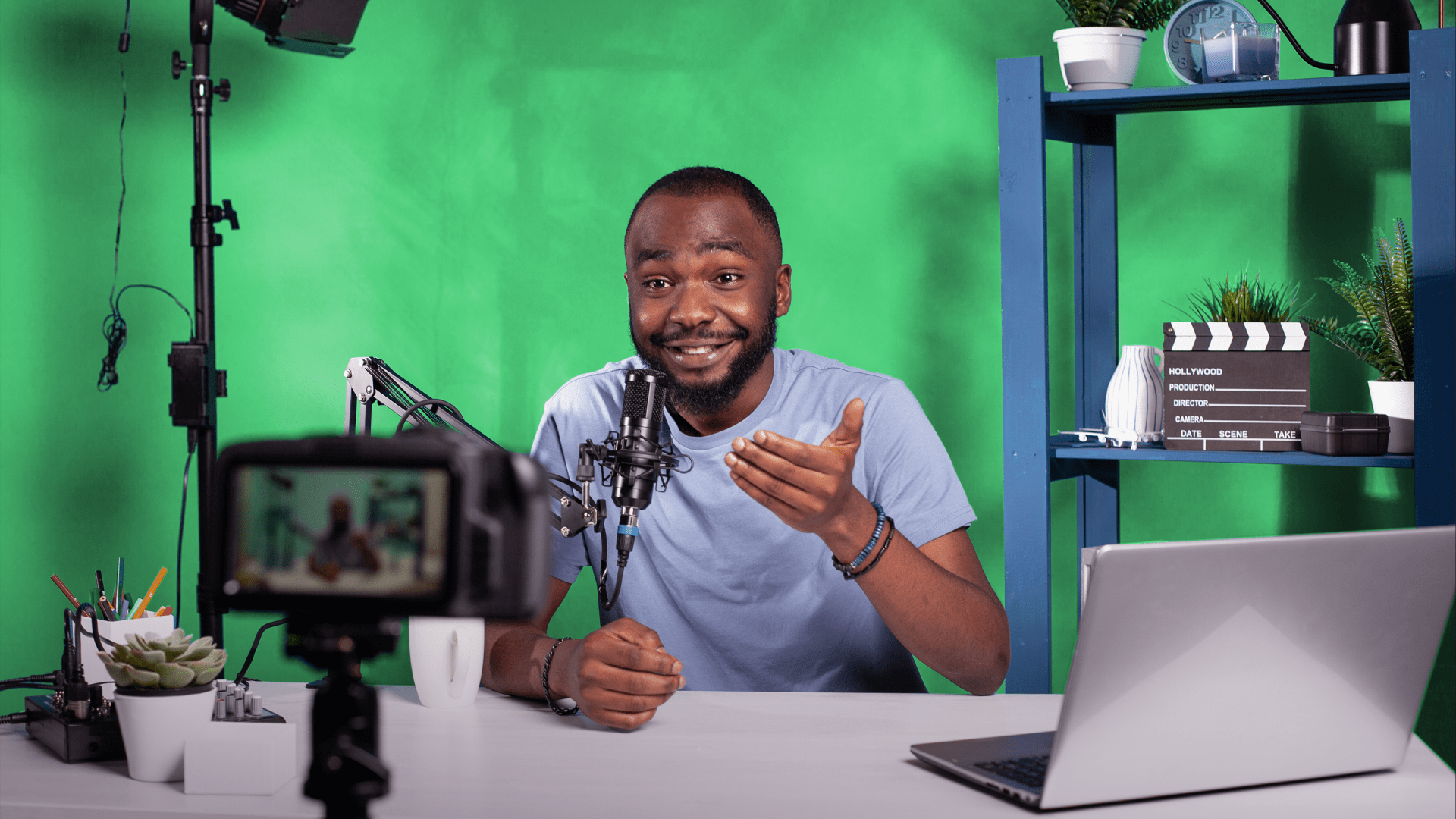 11 Best Green Screen Software Free for Video Editing 2025