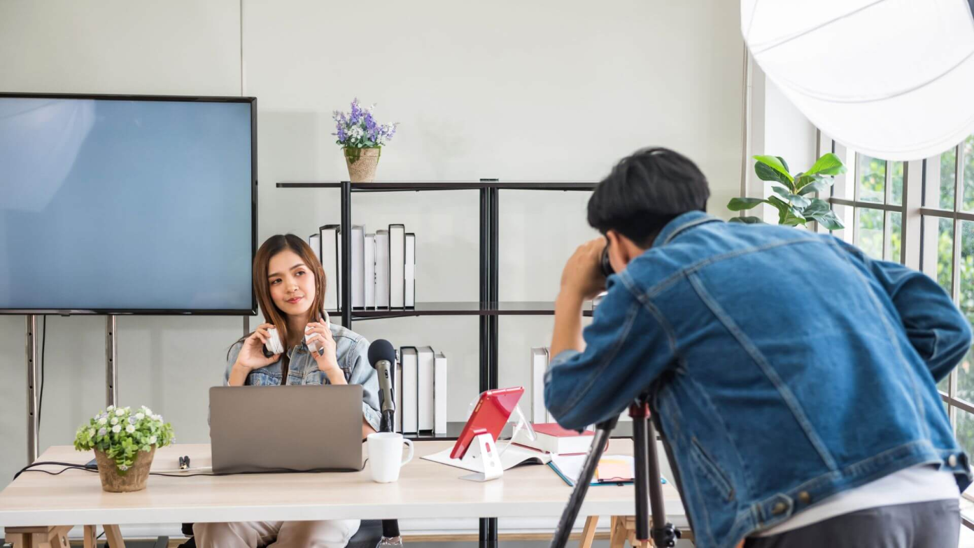 How to Create Engaging Behind-the-Scenes Content for Streamers ...